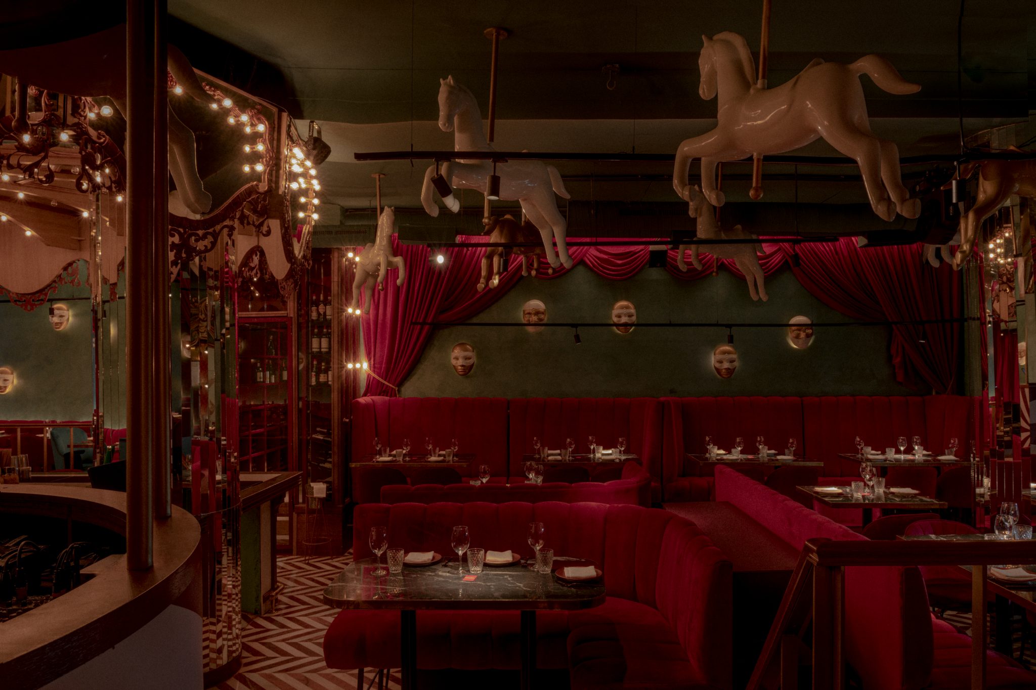 Ilmiodesign firma el Restaurante Arrogante en Madrid - Vía Construcción